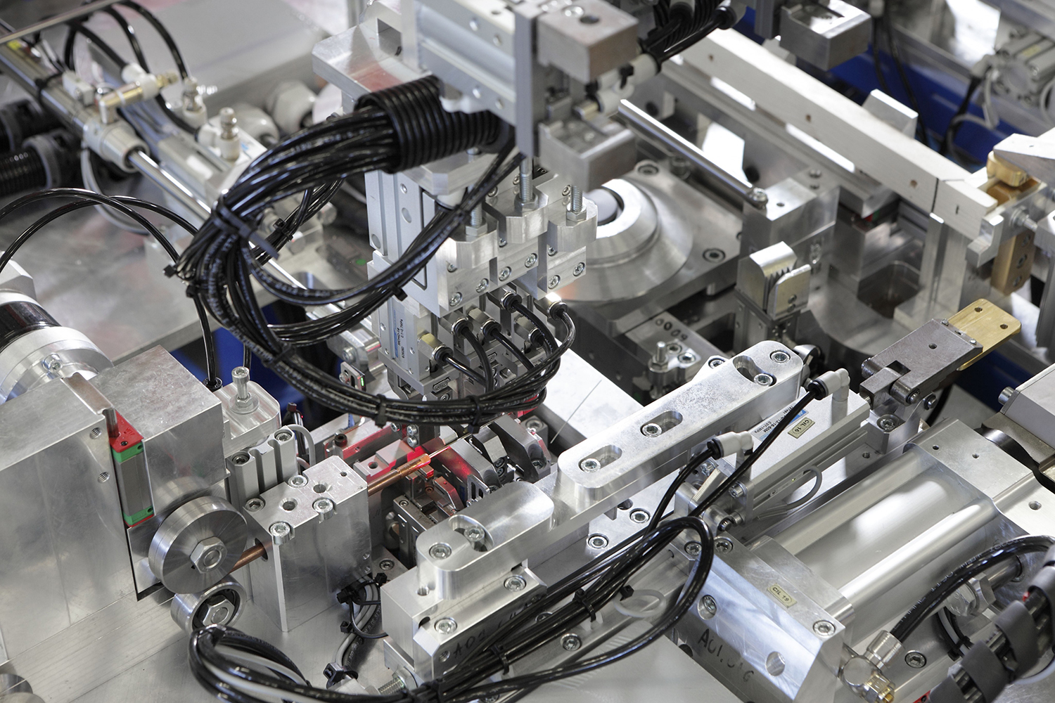 About Us: Manufacturers of Robotized Welding Equipment - Tecsal